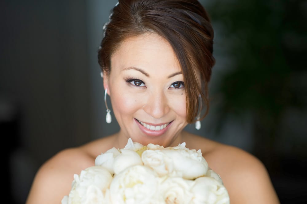 Hawaii Wedding Hair and Makeup - Hawaii Wedding Style