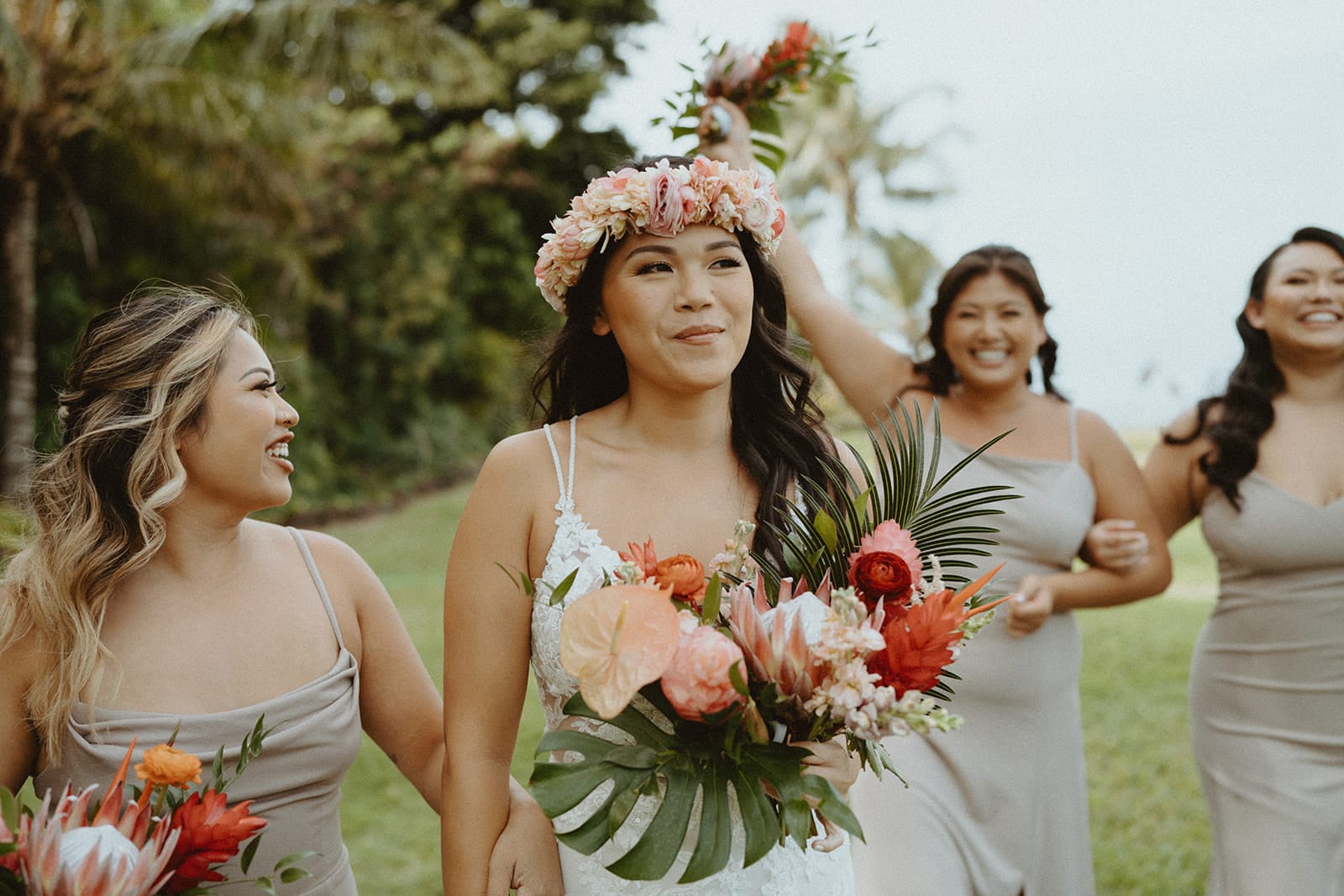 Magnolia White - Hawaii Wedding Style